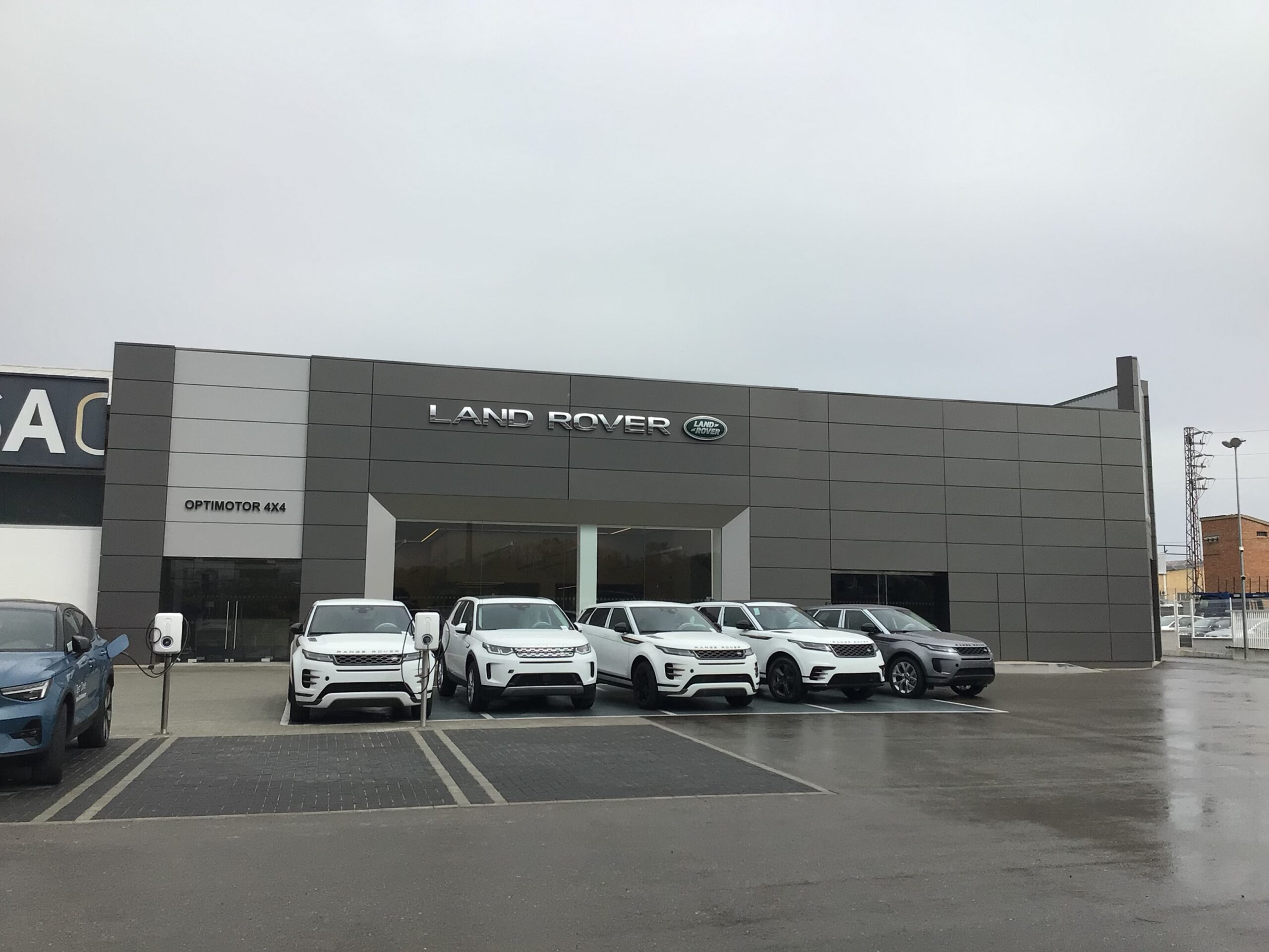 Concesionario Land Rover - Constructora Lleida
